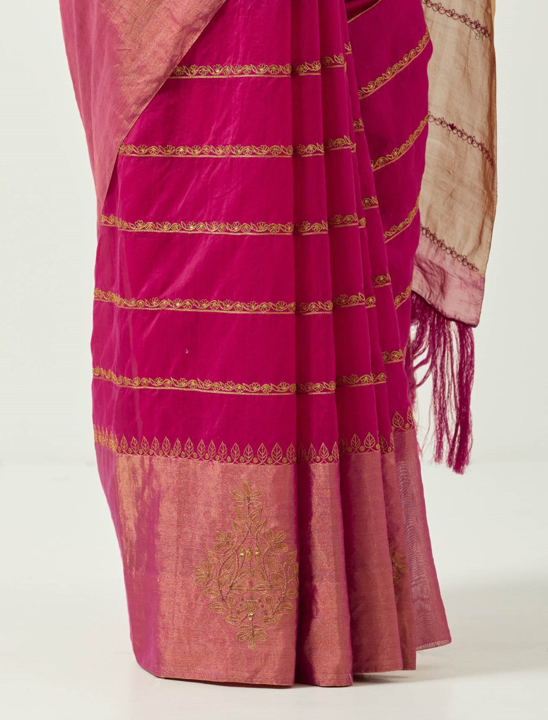 sunahri dhaari saree – labelearthen