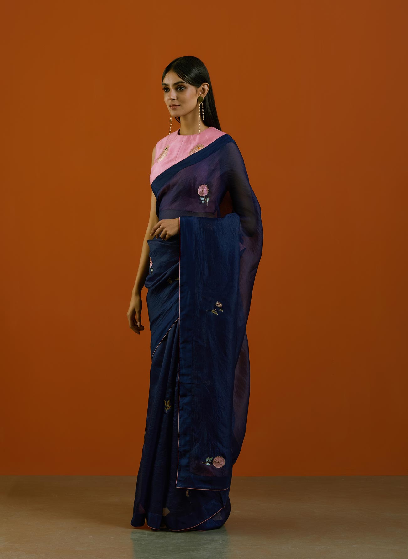 Neel Gulab Saree And Blouse